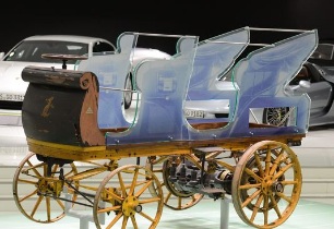 Porsche's first car, in 1889, was electric | ksdk.com