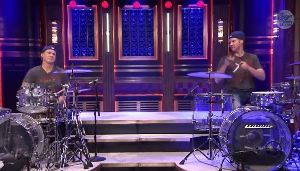 Will Ferrell, Chad Smith have a look-a-like drum off | ksdk.com