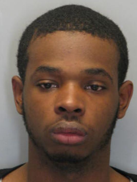 Man sues pizzeria for injuries during robbery attempt | ksdk.com