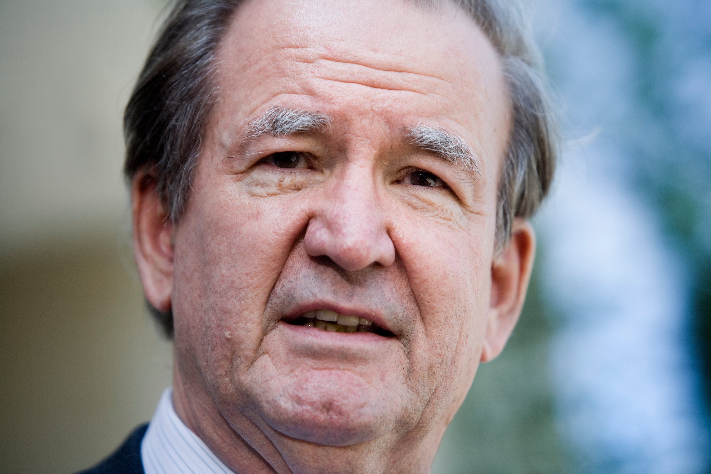 Patrick Buchanan: Liberal elites toppled Nixon | ksdk.com