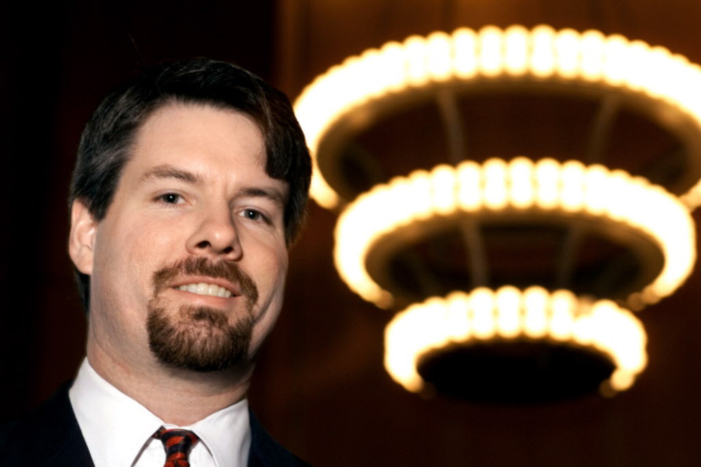 Why this CEO slashed his paycheck - to $1 | ksdk.com