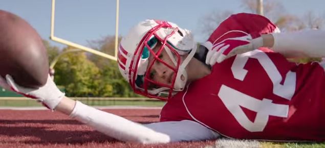 Watch: Victoria's Secret Angels play football | ksdk.com