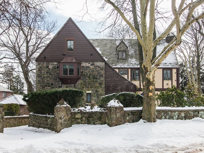 'Godfather' mansion on the market for $2.9M | ksdk.com