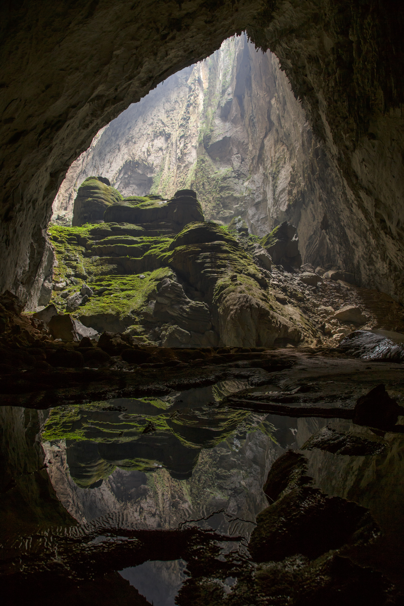 Drone images offer glimpse of world's largest cave | ksdk.com