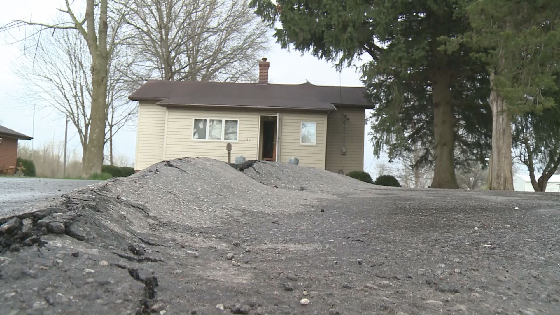 Mine collapse damages several homes | ksdk.com