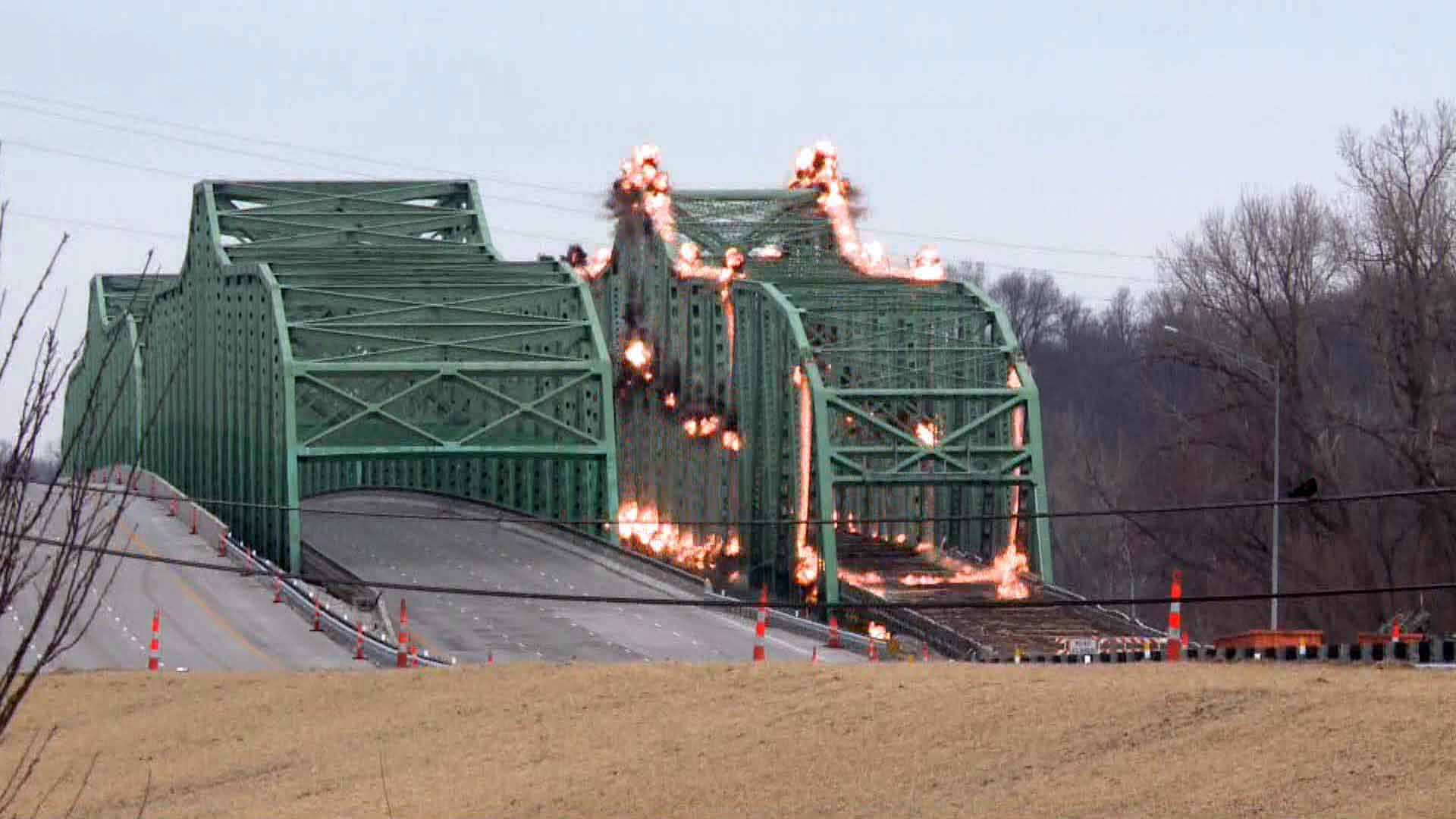 Photos: Old Daniel Boone Bridge demolition | ksdk.com
