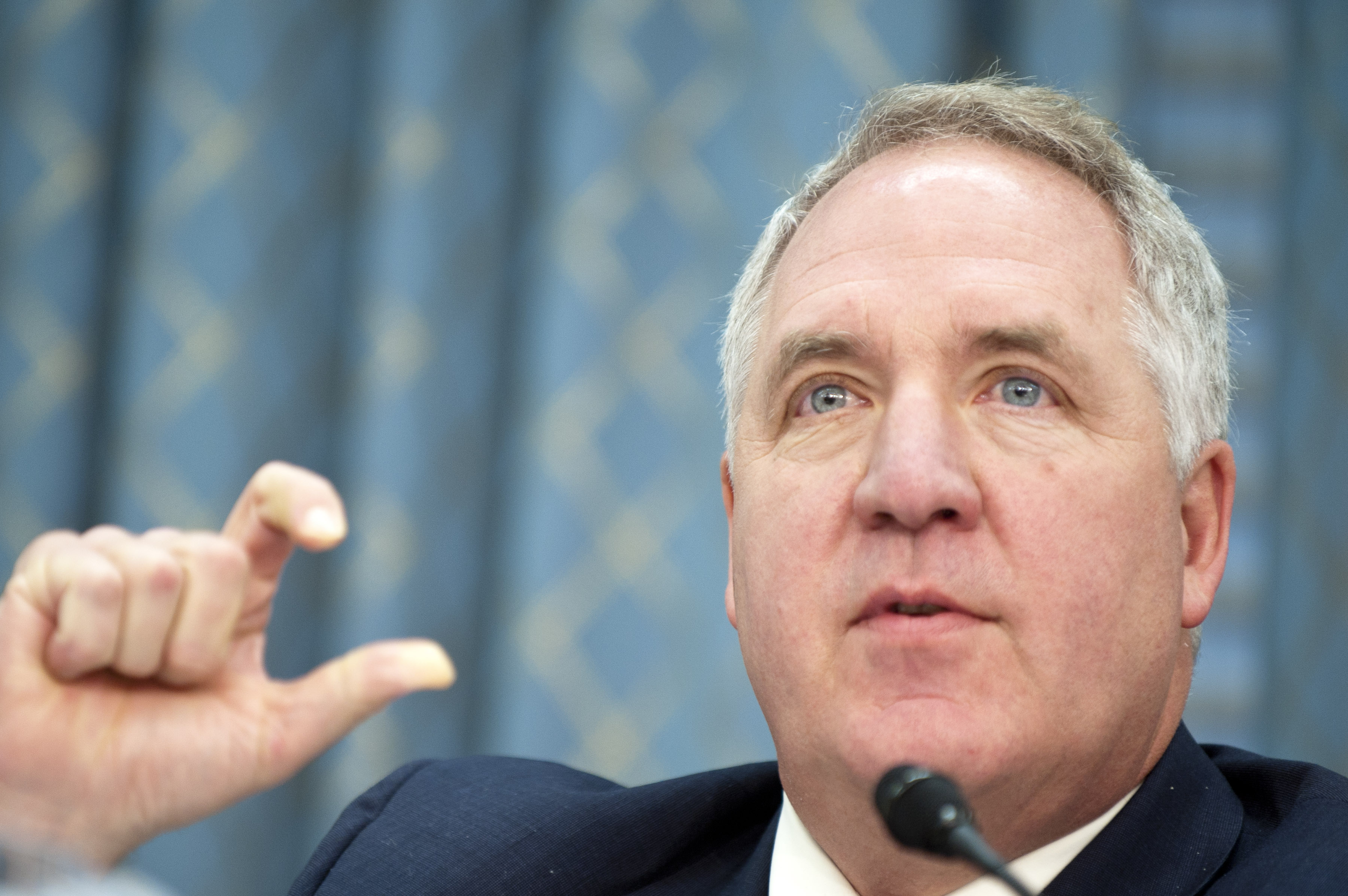 US Rep. John Shimkus turns back GOP challenger | ksdk.com