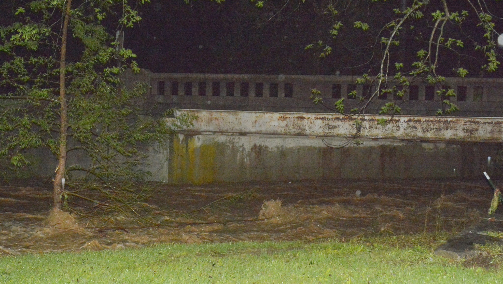 Rain causes flash flooding in Monroe County | ksdk.com