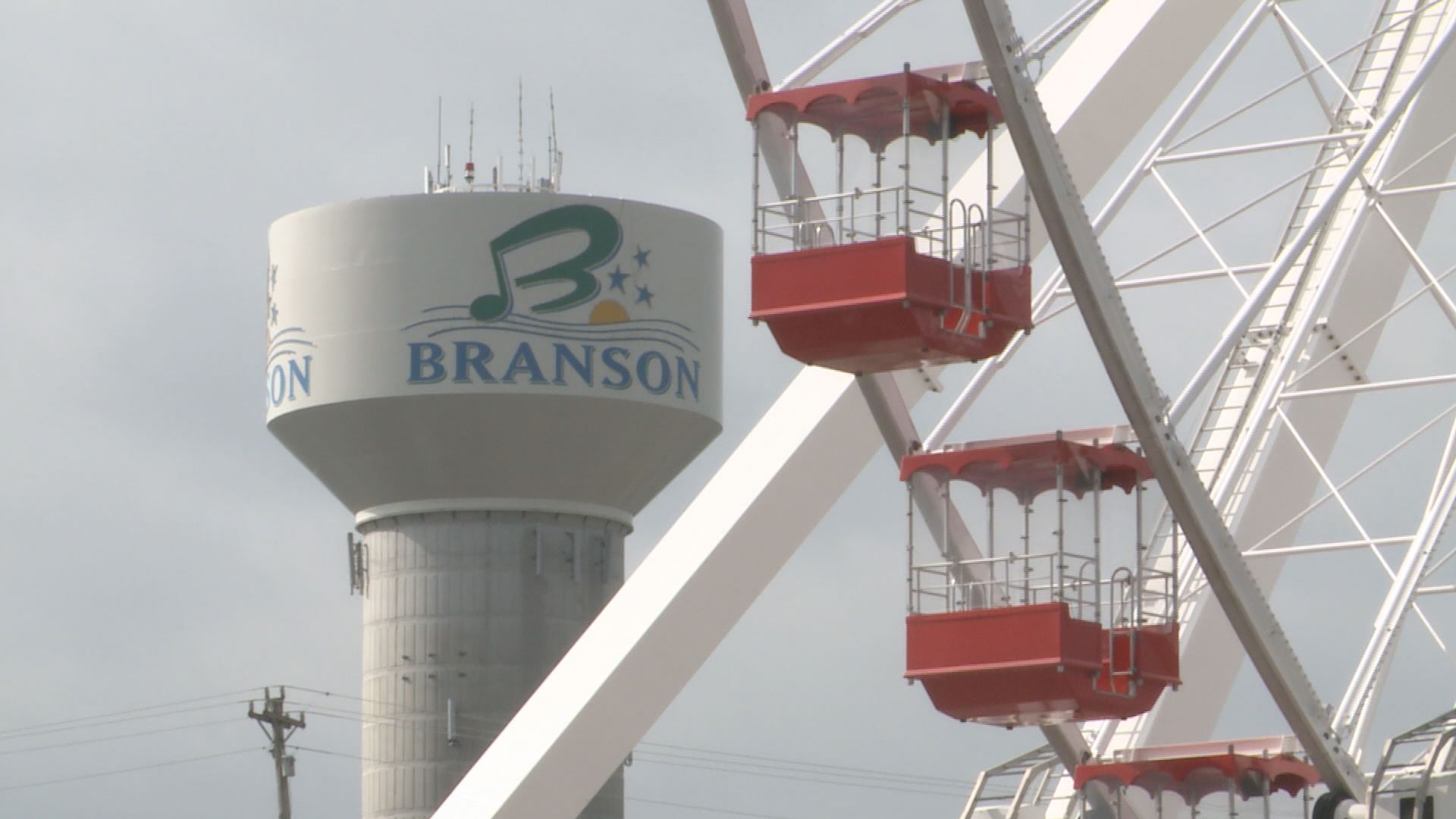 Iconic Navy Pier Ferris wheel makes new home in Branson | ksdk.com