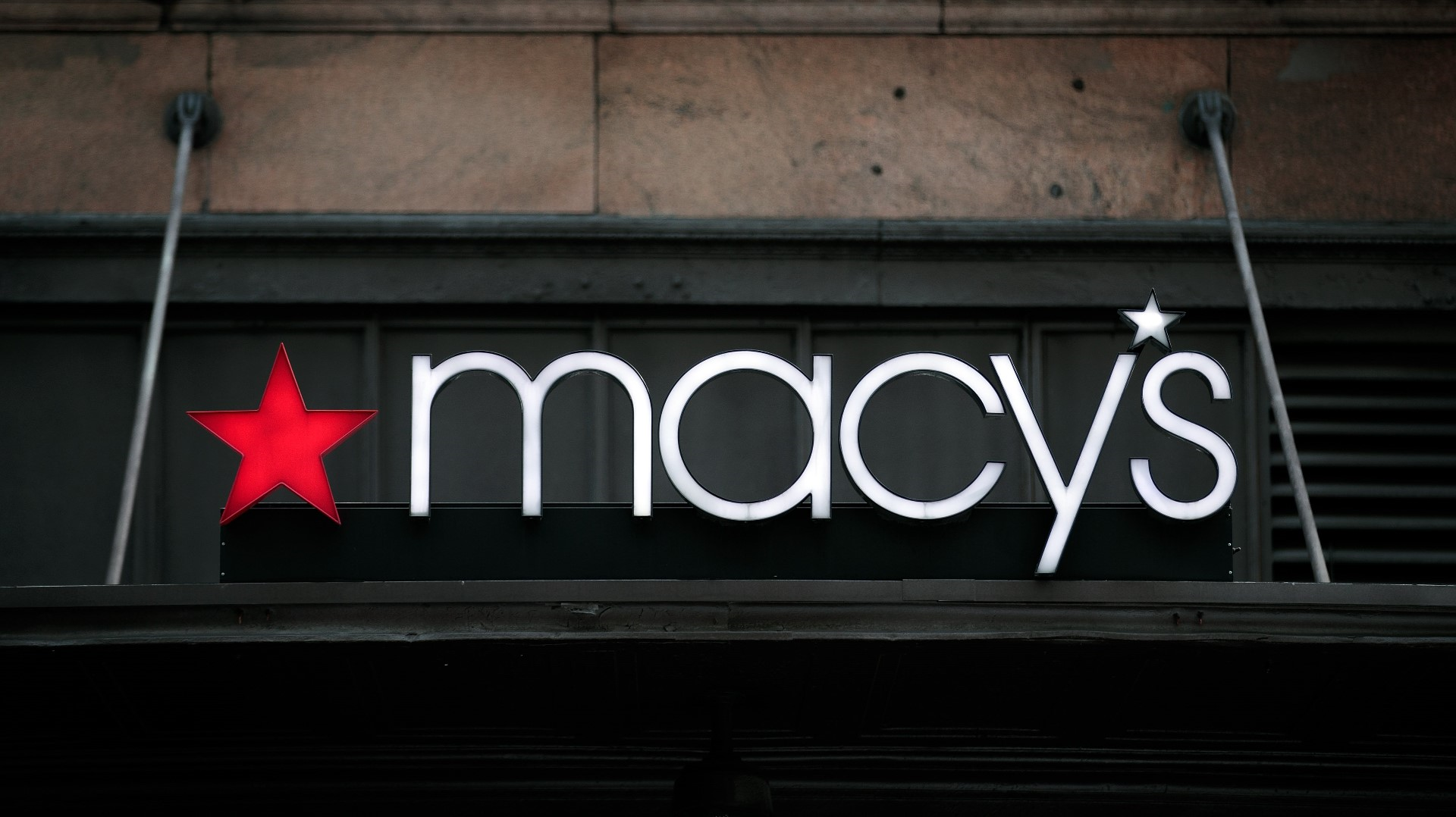 Macy's to open its first outlet store in St. Louis area | ksdk.com