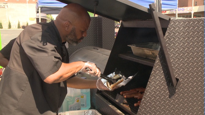 Benefit BBQ for injured St. Louis police officer | ksdk.com