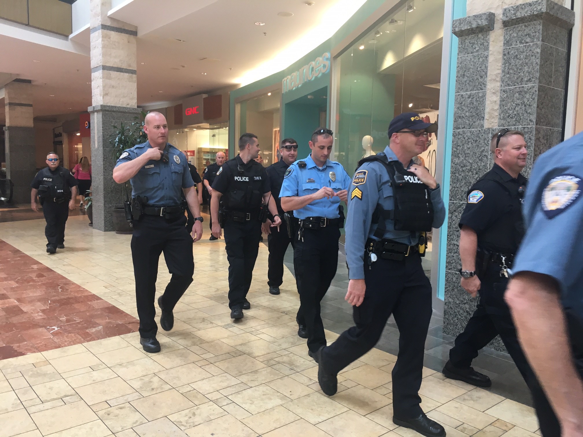 Protesters march through malls, Taste of St. Louis | wusa9.com